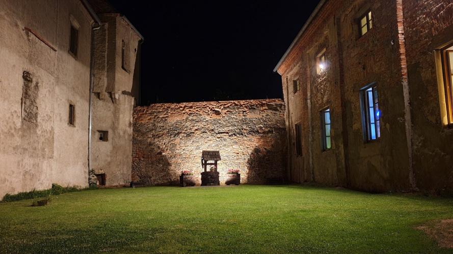 Dolní Kounice Castle and Chateau | South Moravia